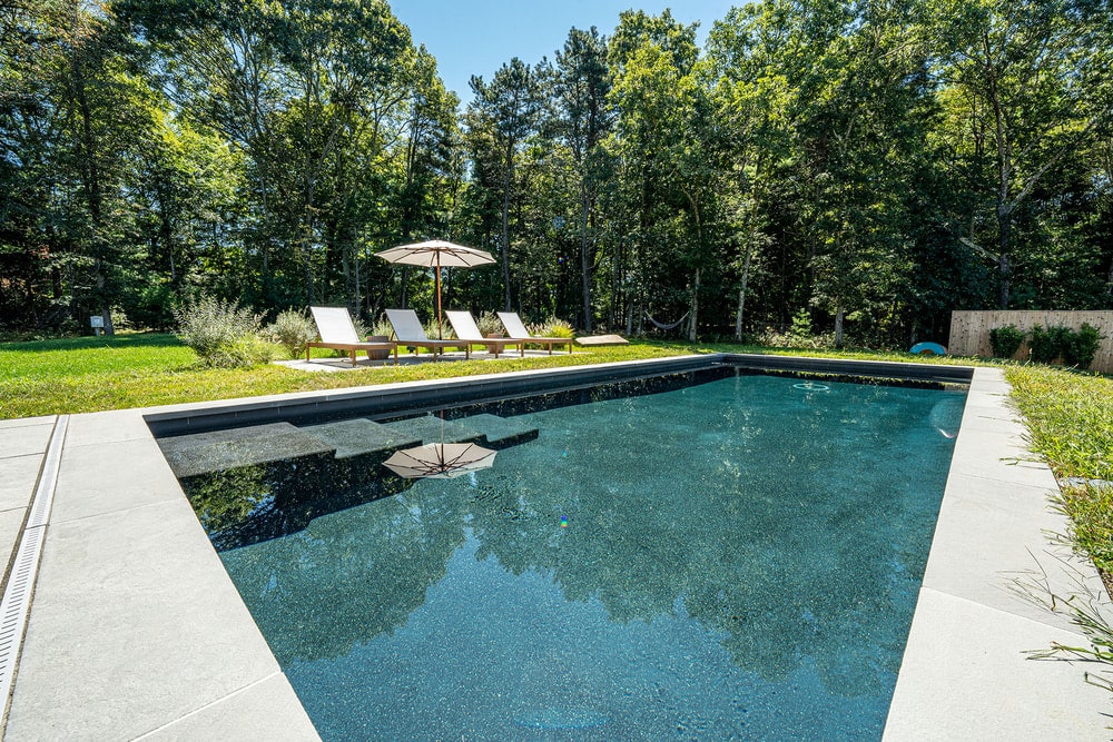 Custom Built Gunite Pools and Hardscaping by Cliffstone Corp
